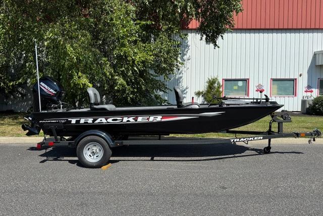 2026 TRACKER PANFISH 17 | Bass Pro Shops
